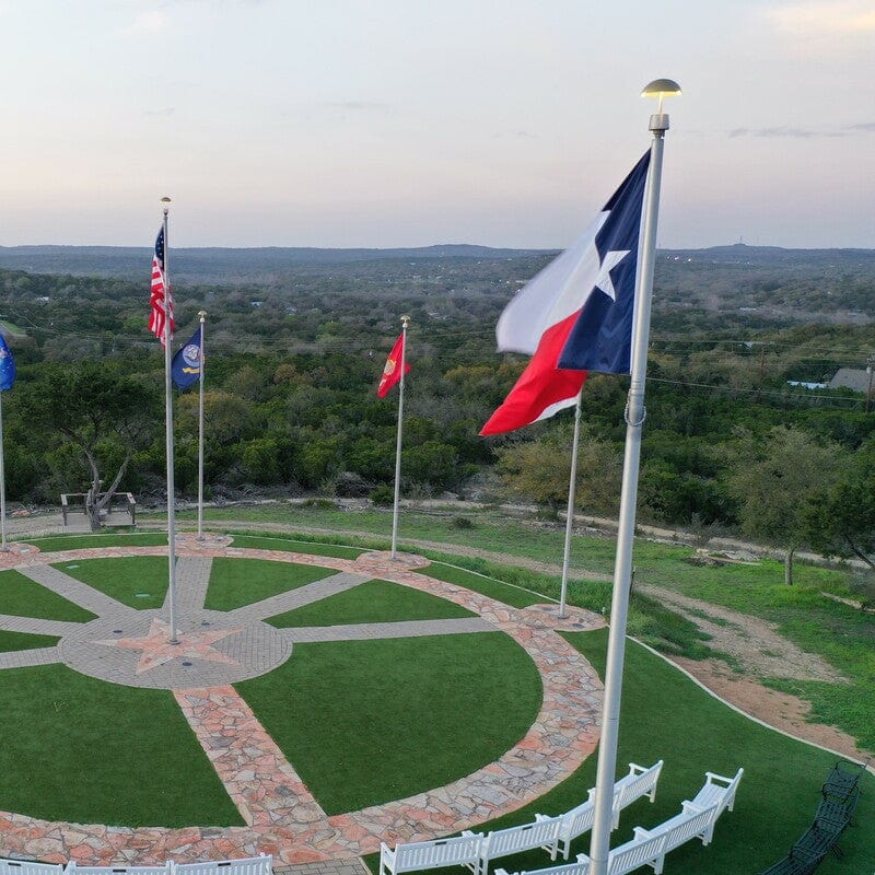 Stargazer Revolving Truck Flagpole Downlight – HD Flagpoles